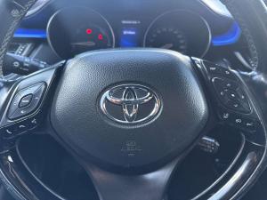 Pelēks Toyota C-HR 2017 Šauļi, ar dzinēja tilpumu 1.80 L un nobraukumu 250 tūkst. km par 12700 €, foto 21 vietnē AUTOMOTO.COM.LV
