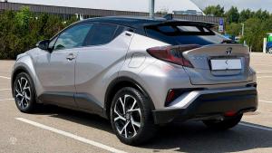 Pelēks Toyota C-HR 2017 Šauļi, ar dzinēja tilpumu 1.80 L un nobraukumu 554 tūkst. km par 10550 €, foto 6 vietnē AUTOMOTO.COM.LV