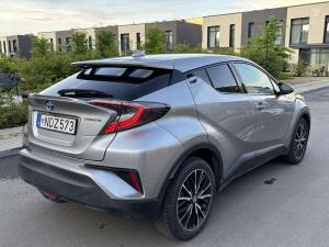 Pelēks Toyota C-HR 2017 Viļņa, ar dzinēja tilpumu 1.80 L un nobraukumu 113 tūkst. km par 12150 €, foto 6 vietnē AUTOMOTO.COM.LV