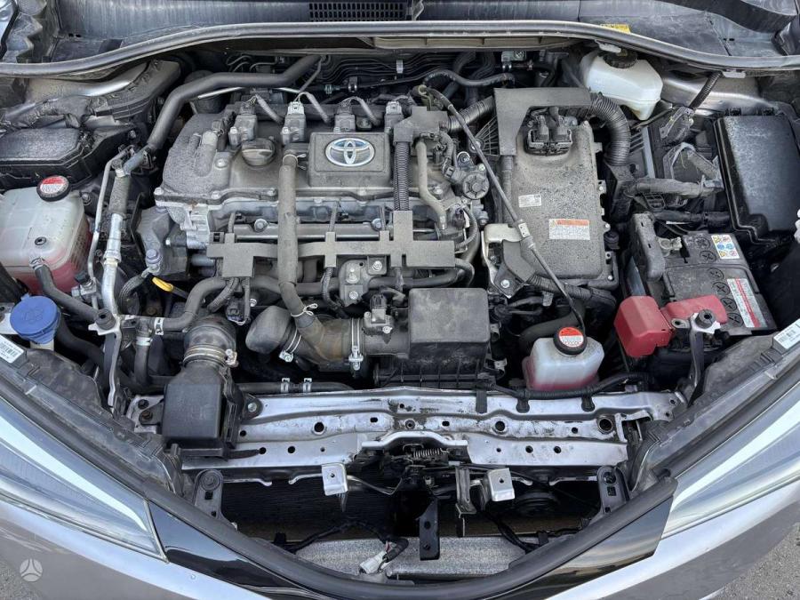 Pelēks Toyota C-HR 2017 Viļņa, ar dzinēja tilpumu 1.80 L un nobraukumu 113 tūkst. km par 12150 €, foto 20 vietnē AUTOMOTO.COM.LV