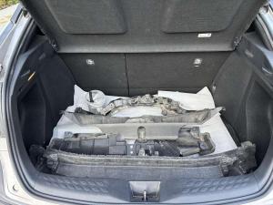 Pelēks Toyota C-HR 2017 Viļņa, ar dzinēja tilpumu 1.80 L un nobraukumu 113 tūkst. km par 12150 €, foto 23 vietnē AUTOMOTO.COM.LV