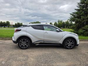 Серый Тойота C-HR 2017 в Каунас, объемом двигателя 1.80 л и пробегом 163 тыс. км за 15750 €, фото 5 на AUTOMOTO.COM.LV