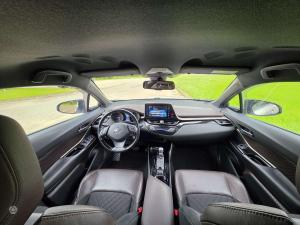 Серый Тойота C-HR 2017 в Каунас, объемом двигателя 1.80 л и пробегом 163 тыс. км за 15750 €, фото 14 на AUTOMOTO.COM.LV