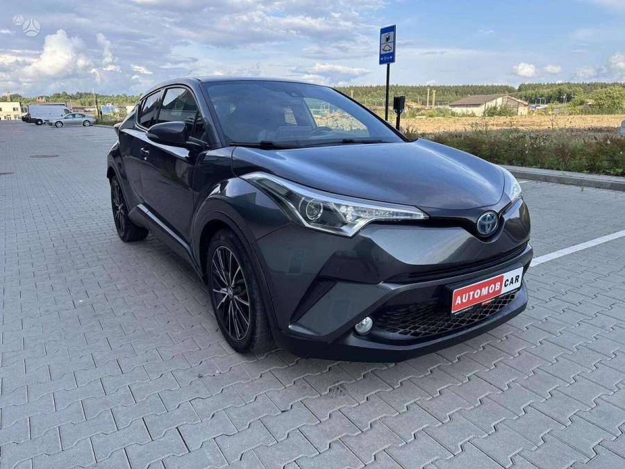 Серый Тойота C-HR 2017 в Вильнюс, объемом двигателя 1.80 л и пробегом 169 тыс. км за 15950 €, фото 8 на AUTOMOTO.COM.LV