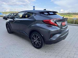 Серый Тойота C-HR 2017 в Вильнюс, объемом двигателя 1.80 л и пробегом 169 тыс. км за 15950 €, фото 10 на AUTOMOTO.COM.LV