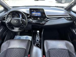 Серый Тойота C-HR 2017 в Вильнюс, объемом двигателя 1.80 л и пробегом 169 тыс. км за 15950 €, фото 24 на AUTOMOTO.COM.LV