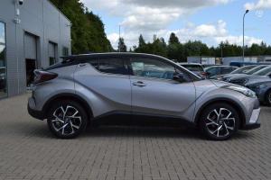 Серый Тойота C-HR 2017 в Вильнюс, объемом двигателя 1.80 л и пробегом 136 тыс. км за 17000 €, фото 8 на AUTOMOTO.COM.LV