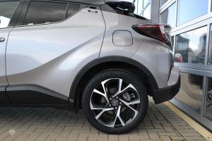 Серый Тойота C-HR 2017 в Вильнюс, объемом двигателя 1.80 л и пробегом 136 тыс. км за 17000 €, фото 14 на AUTOMOTO.COM.LV