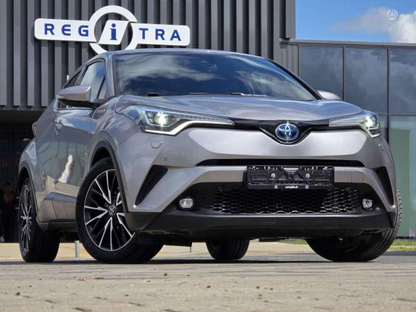 Grey Toyota C-HR 2017 in Siauliai, with an engine capacity of 1.80 L and mileage of 153 thousand km for 16600 €, photo 6 on AUTOMOTO.COM.LV