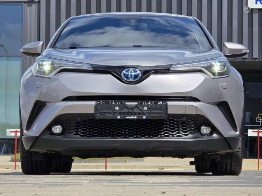 Pelēks Toyota C-HR 2017 Šauļi, ar dzinēja tilpumu 1.80 L un nobraukumu 153 tūkst. km par 16600 €, foto 12 vietnē AUTOMOTO.COM.LV