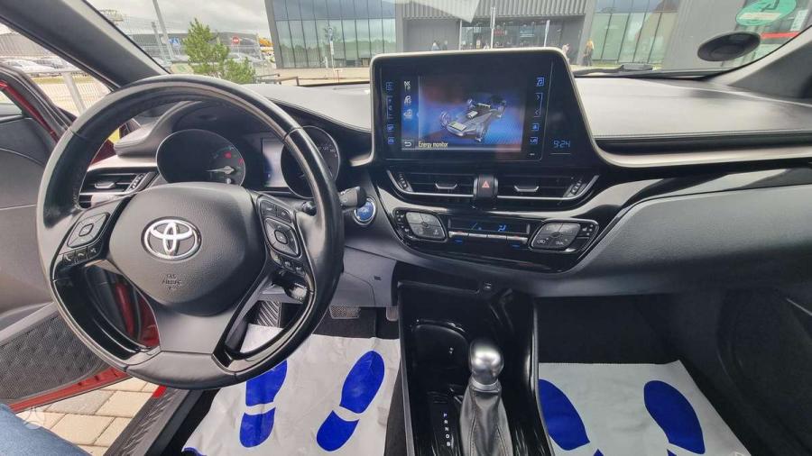 Pelēks Toyota C-HR 2017 Šauļi, ar dzinēja tilpumu 1.80 L un nobraukumu 153 tūkst. km par 16600 €, foto 18 vietnē AUTOMOTO.COM.LV