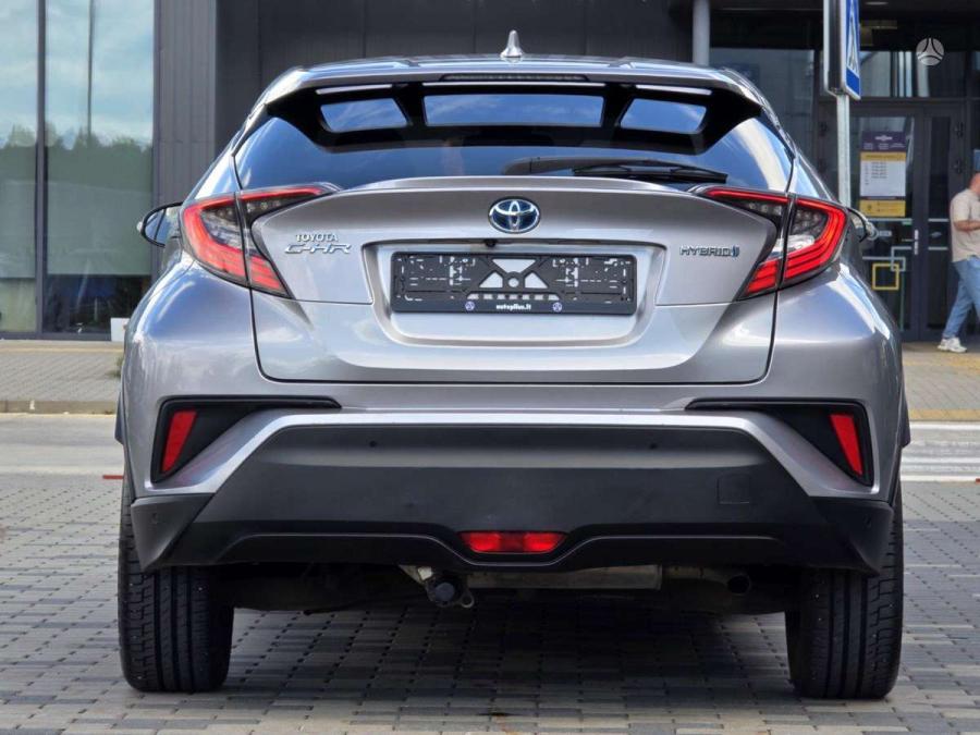 Pelēks Toyota C-HR 2017 Šauļi, ar dzinēja tilpumu 1.80 L un nobraukumu 153 tūkst. km par 16600 €, foto 19 vietnē AUTOMOTO.COM.LV