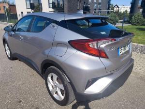 Grey Toyota C-HR 2017 in Kaunas, with an engine capacity of 1.80 L and mileage of 269 thousand km for 11650 €, photo 7 on AUTOMOTO.COM.LV