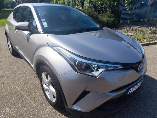 Серый Тойота C-HR 2017 в Каунас, объемом двигателя 1.80 л и пробегом 269 тыс. км за 11650 €, фото 7 на AUTOMOTO.COM.LV