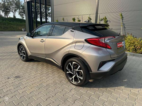 Серый Тойота C-HR 2017 в Вильнюс, объемом двигателя 1.80 л и пробегом 141 тыс. км за 16450 €, фото 7 на AUTOMOTO.COM.LV