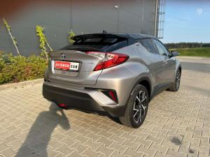 Grey Toyota C-HR 2017 in Vilnius, with an engine capacity of 1.80 L and mileage of 141 thousand km for 16450 €, photo 12 on AUTOMOTO.COM.LV