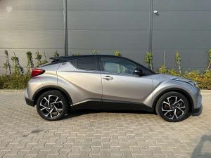 Grey Toyota C-HR 2017 in Vilnius, with an engine capacity of 1.80 L and mileage of 141 thousand km for 16450 €, photo 14 on AUTOMOTO.COM.LV
