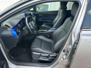 Grey Toyota C-HR 2017 in Vilnius, with an engine capacity of 1.80 L and mileage of 141 thousand km for 16450 €, photo 30 on AUTOMOTO.COM.LV