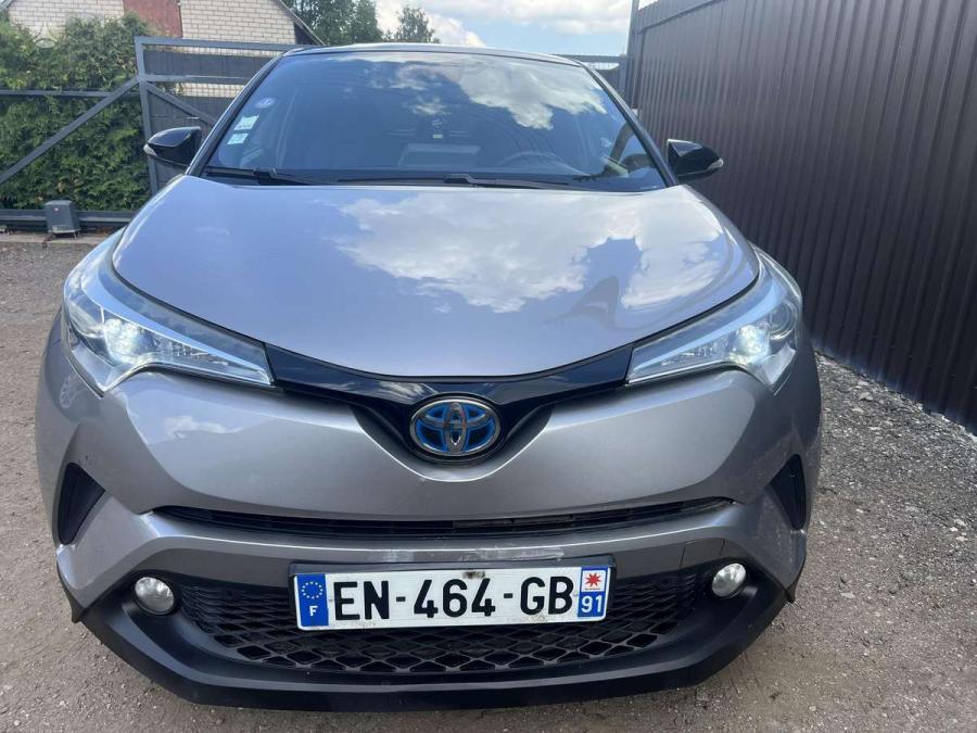 Серый Тойота C-HR 2017 в Каунас, объемом двигателя 1.80 л и пробегом 157 тыс. км за 8500 €, фото 4 на AUTOMOTO.COM.LV