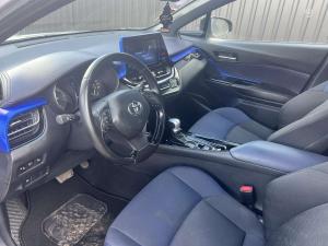 Серый Тойота C-HR 2017 в Каунас, объемом двигателя 1.80 л и пробегом 157 тыс. км за 8500 €, фото 8 на AUTOMOTO.COM.LV