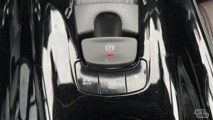 Pelēks Toyota C-HR 2017 Marijampole, ar dzinēja tilpumu 1.80 L un nobraukumu 242 tūkst. km par 13900 €, foto 17 vietnē AUTOMOTO.COM.LV