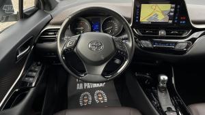 Pelēks Toyota C-HR 2017 Marijampole, ar dzinēja tilpumu 1.80 L un nobraukumu 242 tūkst. km par 13900 €, foto 22 vietnē AUTOMOTO.COM.LV