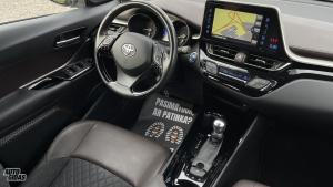 Pelēks Toyota C-HR 2017 Marijampole, ar dzinēja tilpumu 1.80 L un nobraukumu 242 tūkst. km par 13900 €, foto 29 vietnē AUTOMOTO.COM.LV