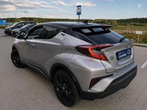 Серый Тойота C-HR 2017 в Вильнюс, объемом двигателя 1.80 л и пробегом 164 тыс. км за 15950 €, фото 4 на AUTOMOTO.COM.LV