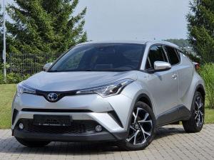 Pelēks Toyota C-HR 2017 Kauņa, ar dzinēja tilpumu 1.80 L un nobraukumu 204 tūkst. km par 15999 €, foto  vietnē AUTOMOTO.COM.LV