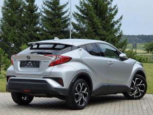 Pelēks Toyota C-HR 2017 Kauņa, ar dzinēja tilpumu 1.80 L un nobraukumu 204 tūkst. km par 15999 €, foto 3 vietnē AUTOMOTO.COM.LV