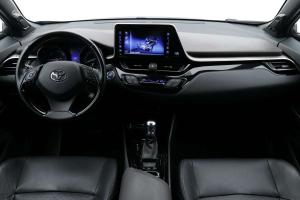 Grey Toyota C-HR 2017 in Vilnius, with an engine capacity of 1.80 L and mileage of 77 thousand km for 20900 €, photo 8 on AUTOMOTO.COM.LV