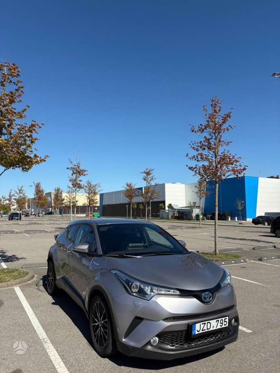 Pelēks Toyota C-HR 2017 Klaipėda, ar dzinēja tilpumu 1.80 L un nobraukumu 214 tūkst. km par 14500 €, foto 17 vietnē AUTOMOTO.COM.LV