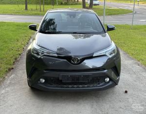 Pelēks Toyota C-HR 2017 Utena, ar dzinēja tilpumu 1.20 L un nobraukumu 162 tūkst. km par 10900 €, foto 4 vietnē AUTOMOTO.COM.LV