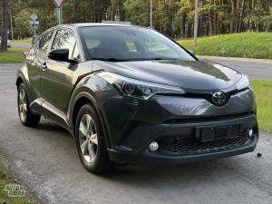 Pelēks Toyota C-HR 2017 Utena, ar dzinēja tilpumu 1.20 L un nobraukumu 162 tūkst. km par 10900 €, foto 5 vietnē AUTOMOTO.COM.LV