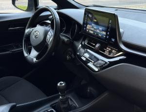 Pelēks Toyota C-HR 2017 Utena, ar dzinēja tilpumu 1.20 L un nobraukumu 162 tūkst. km par 10900 €, foto 13 vietnē AUTOMOTO.COM.LV