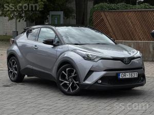 Pelēks Toyota C-HR 2017 Jelgava, ar dzinēja tilpumu 1.80 L un nobraukumu 198 tūkst. km par 16590 €, foto 3 vietnē AUTOMOTO.COM.LV