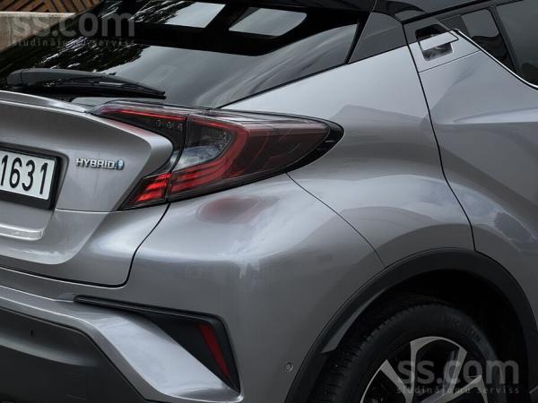 Pelēks Toyota C-HR 2017 Jelgava, ar dzinēja tilpumu 1.80 L un nobraukumu 198 tūkst. km par 16590 €, foto 6 vietnē AUTOMOTO.COM.LV