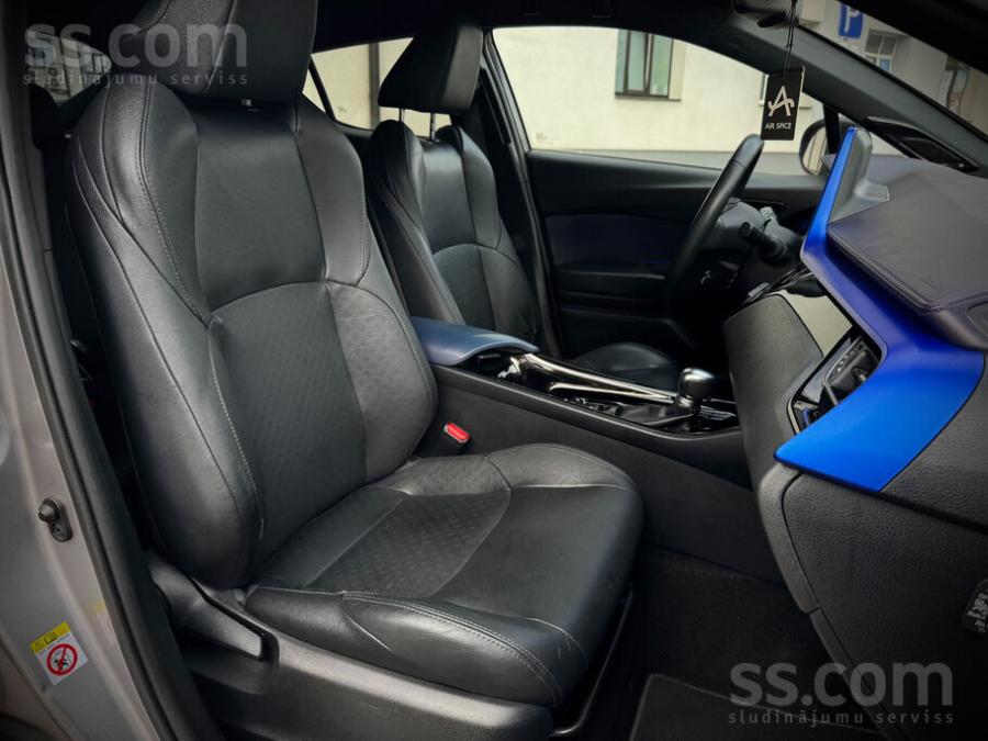 Pelēks Toyota C-HR 2017 Jelgava, ar dzinēja tilpumu 1.80 L un nobraukumu 198 tūkst. km par 16590 €, foto 9 vietnē AUTOMOTO.COM.LV