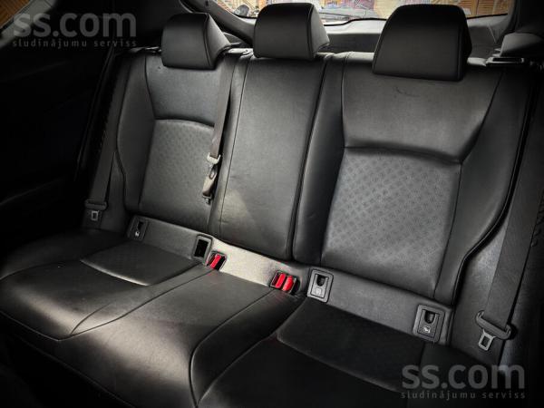 Pelēks Toyota C-HR 2017 Jelgava, ar dzinēja tilpumu 1.80 L un nobraukumu 198 tūkst. km par 16590 €, foto 9 vietnē AUTOMOTO.COM.LV