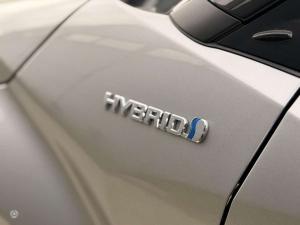 Серый Тойота C-HR 2017 в Вильнюс, объемом двигателя 1.80 л и пробегом 119 тыс. км за 17850 €, фото 15 на AUTOMOTO.COM.LV