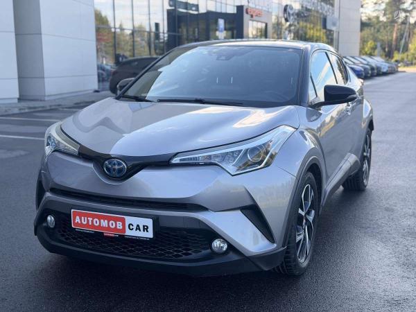 Grey Toyota C-HR 2017 in Vilnius, with an engine capacity of 1.80 L and mileage of 141 thousand km for 16450 €, photo 1 on AUTOMOTO.COM.LV