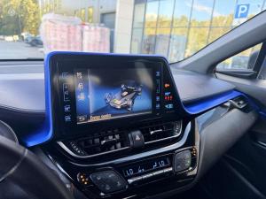 Серый Тойота C-HR 2017 в Вильнюс, объемом двигателя 1.80 л и пробегом 141 тыс. км за 16450 €, фото 21 на AUTOMOTO.COM.LV
