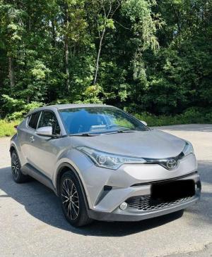 Серый Тойота C-HR 2017 в Алитус, объемом двигателя 1.20 л и пробегом 133 тыс. км за 12000 €, фото 3 на AUTOMOTO.COM.LV