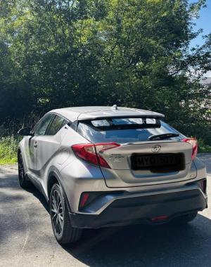 Серый Тойота C-HR 2017 в Алитус, объемом двигателя 1.20 л и пробегом 133 тыс. км за 12000 €, фото 4 на AUTOMOTO.COM.LV