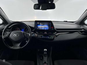 Grey Toyota C-HR 2017 in Vilnius, with an engine capacity of 1.80 L and mileage of 164 thousand km for 16900 €, photo 9 on AUTOMOTO.COM.LV
