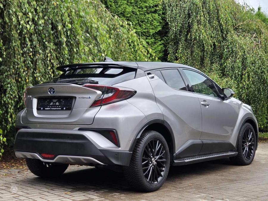 Серый Тойота C-HR 2017 в Каунас, объемом двигателя 1.80 л и пробегом 220 тыс. км за 15999 €, фото 15 на AUTOMOTO.COM.LV