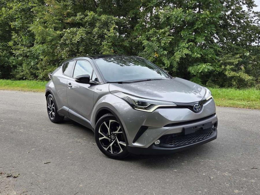 Pelēks Toyota C-HR 2017 Kauņa, ar dzinēja tilpumu 1.80 L un nobraukumu 162 tūkst. km par 15250 €, foto 4 vietnē AUTOMOTO.COM.LV