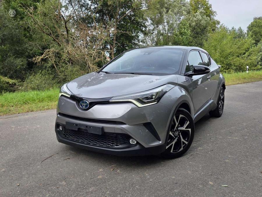 Pelēks Toyota C-HR 2017 Kauņa, ar dzinēja tilpumu 1.80 L un nobraukumu 162 tūkst. km par 15250 €, foto 10 vietnē AUTOMOTO.COM.LV