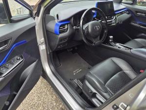 Pelēks Toyota C-HR 2017 Kauņa, ar dzinēja tilpumu 1.80 L un nobraukumu 162 tūkst. km par 15250 €, foto 11 vietnē AUTOMOTO.COM.LV