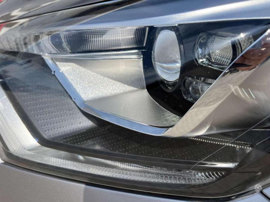 Серый Тойота C-HR 2017 в Шяуляй, объемом двигателя 1.80 л и пробегом 242 тыс. км за 13900 €, фото 23 на AUTOMOTO.COM.LV